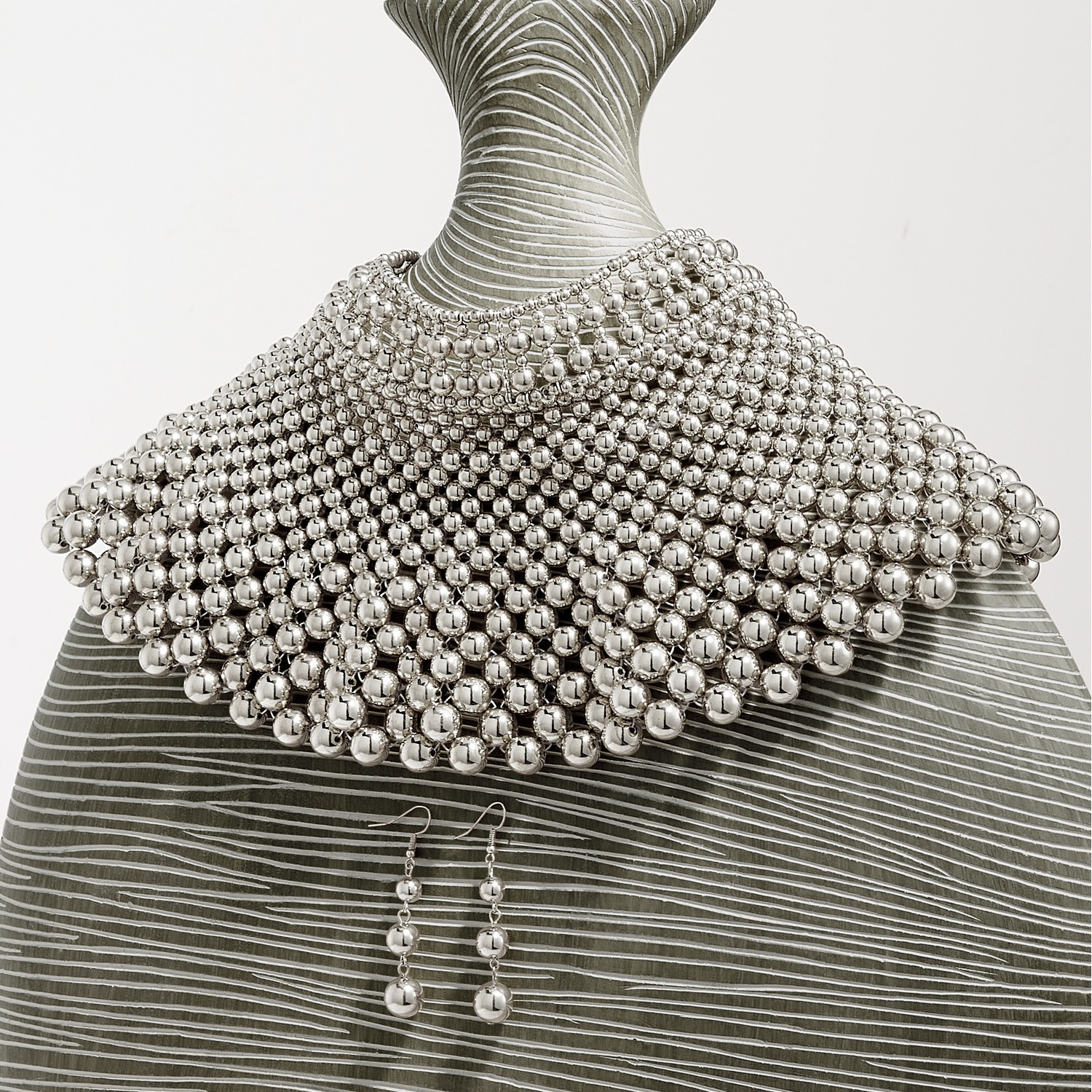 Alexandra Necklace and Earring Set | ASHRO