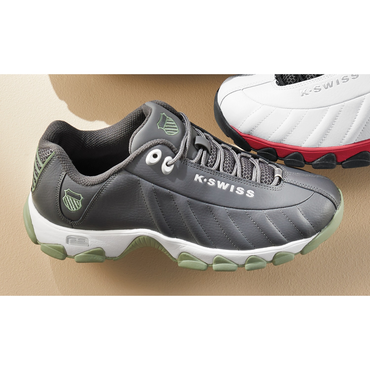 K-Swiss Men's Cross Training Shoe | ASHRO