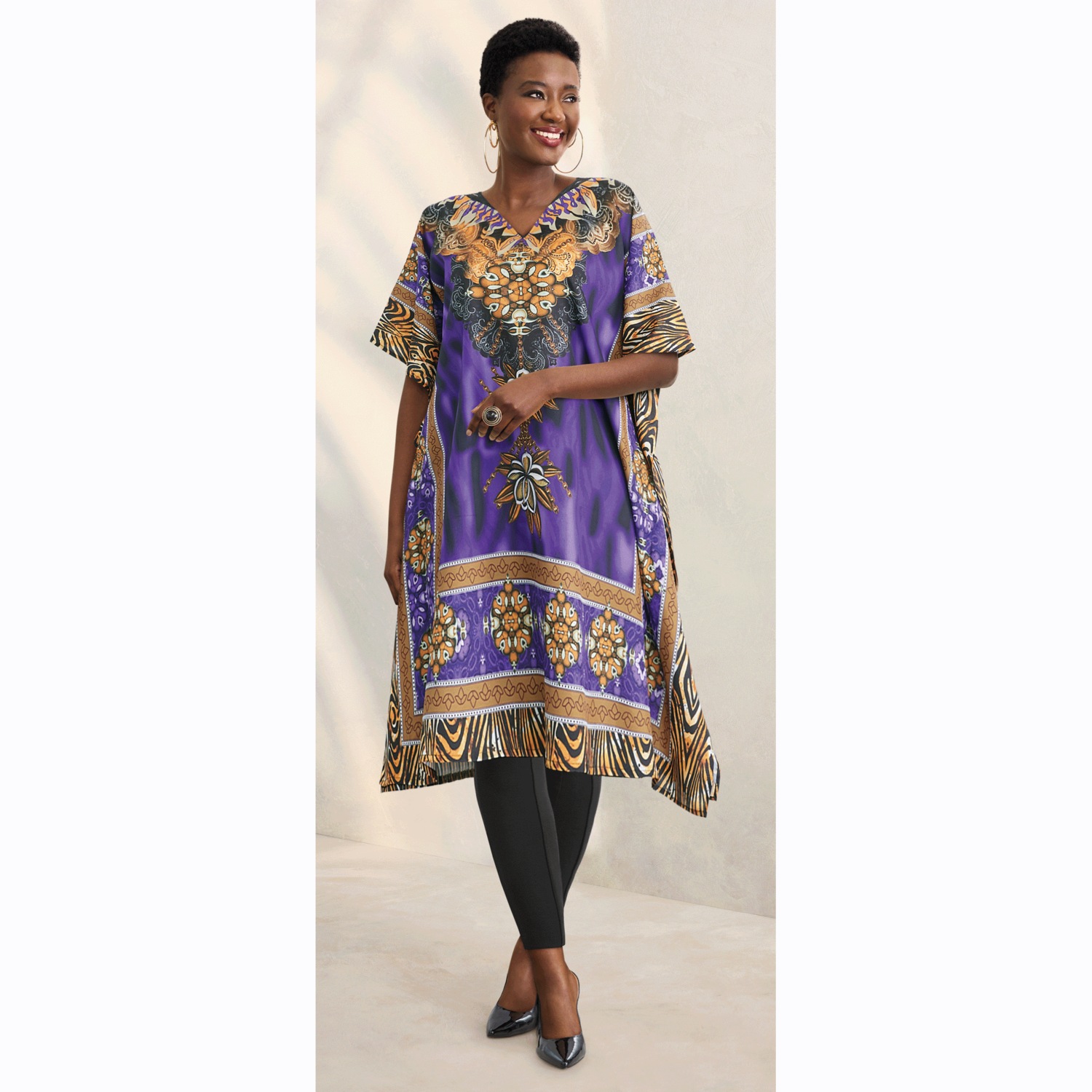 Lulit Short Caftan with V-Neck in Regal Border Print | ASHRO