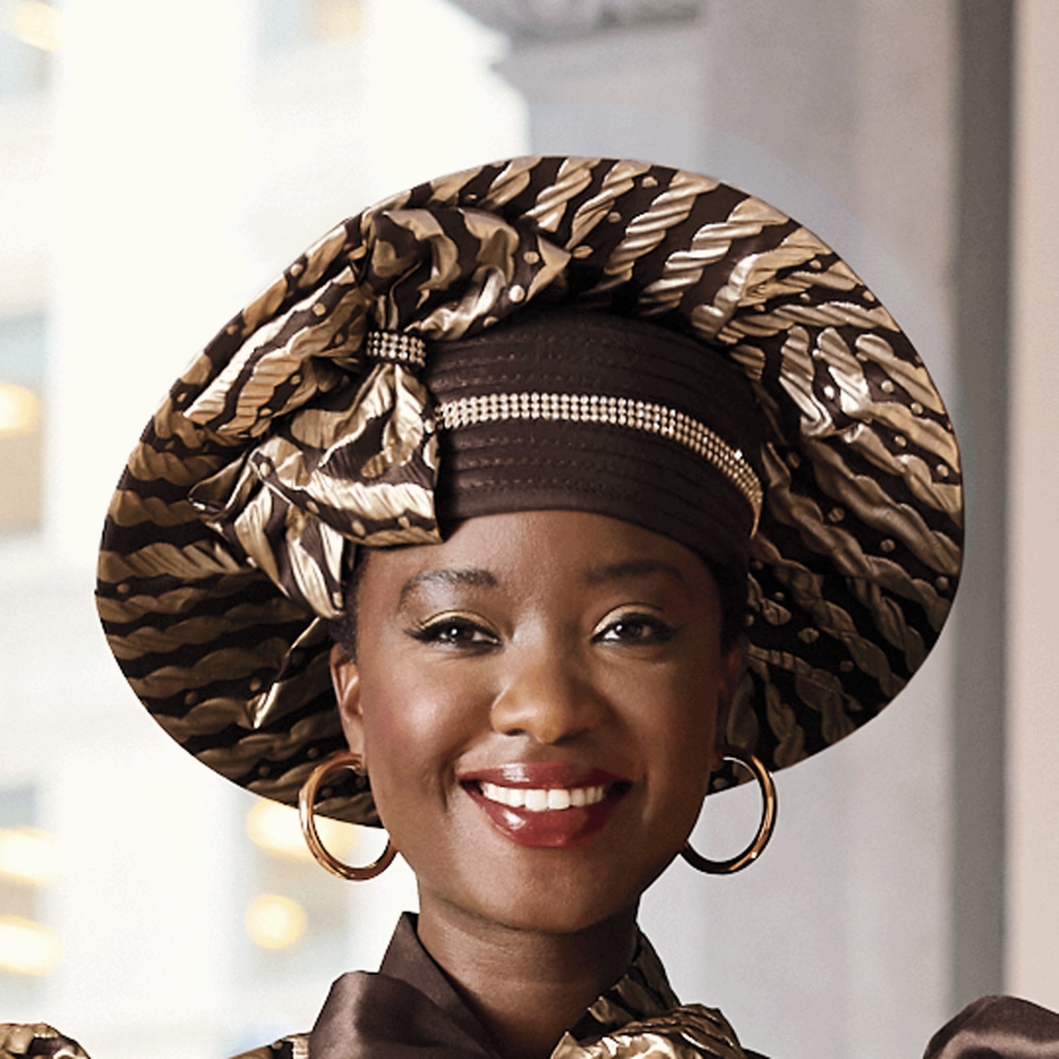 Devaya Sheath Dress and Hat | ASHRO