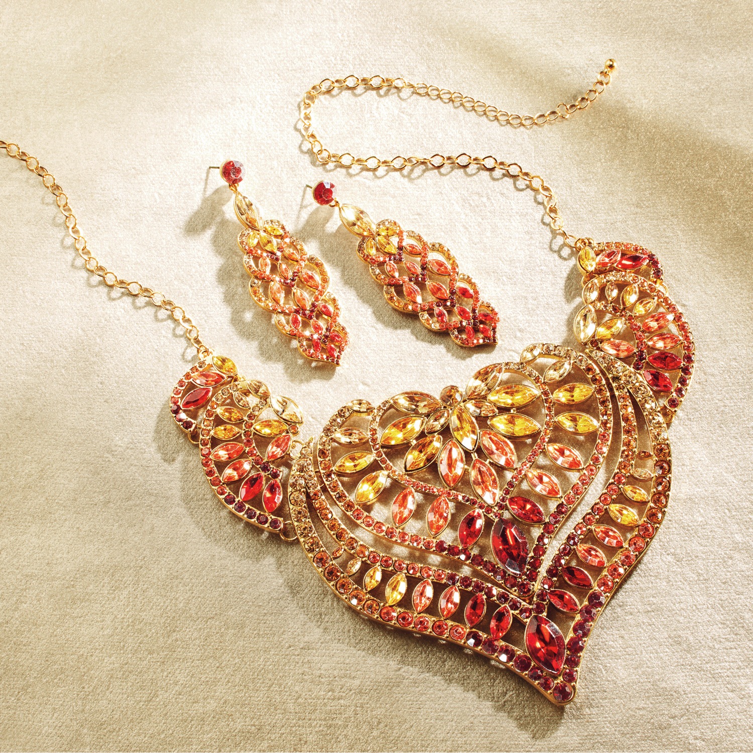 Faceted Ombré Crystal Bib Necklace | ASHRO