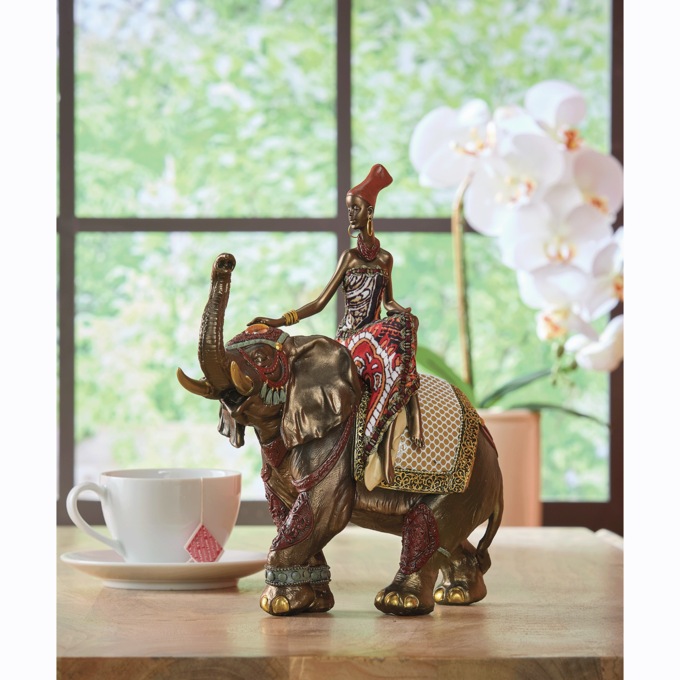 Gizzel Global Lady with Elephant | ASHRO